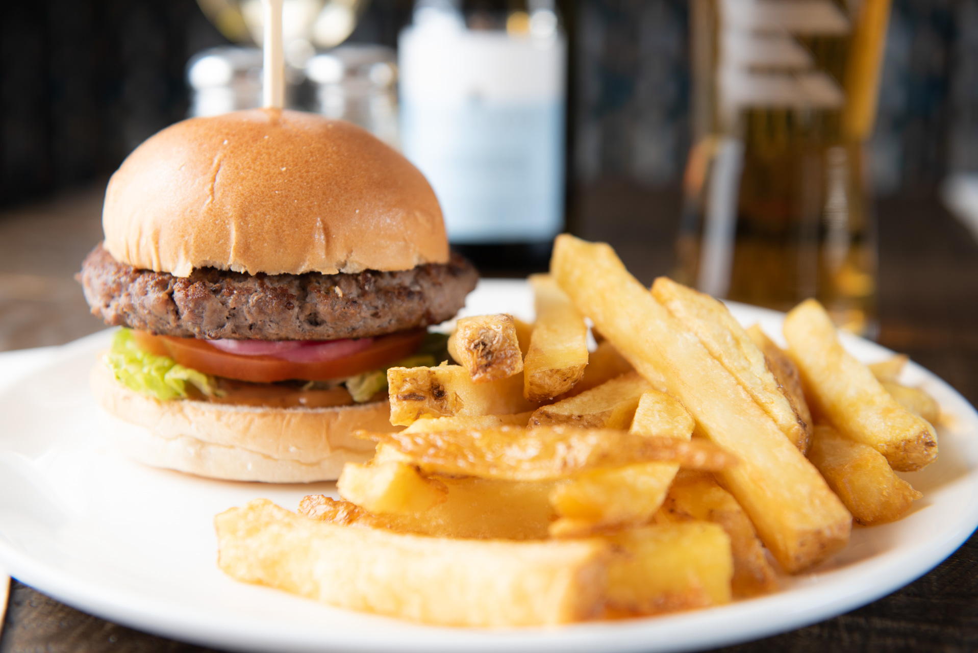 Lunch, Dinner, Sunday Roasts | The Market Stores Reigate