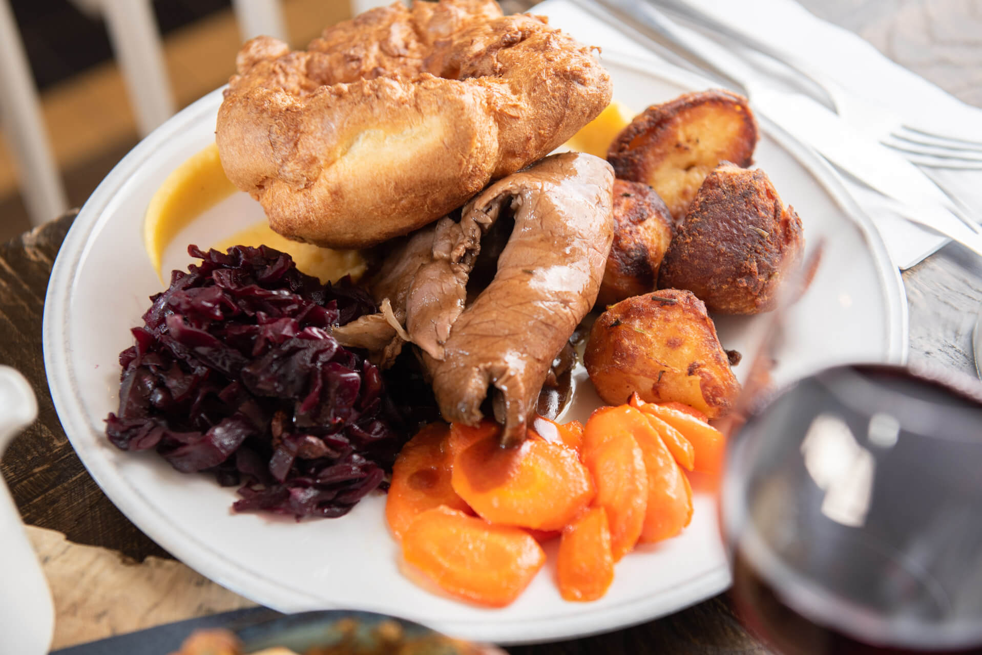 Lunch, Dinner, Sunday Roasts | The Market Stores Reigate